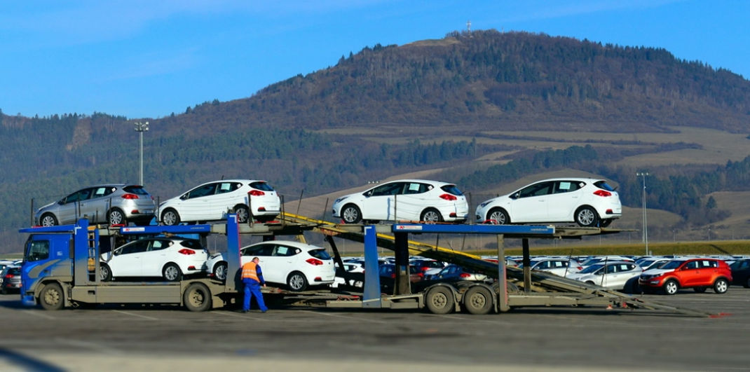 Vlani sa v SR vyrobilo 987.718 automobilov, tento rok to bude menej ...